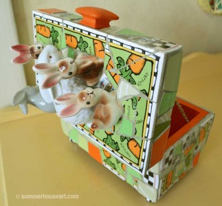 A Little Mosaic Bunny Box – Summerhouse Art